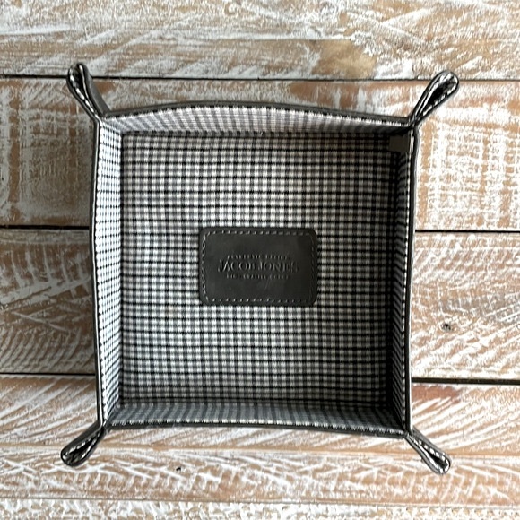 jacob jones | Storage & Organization | Jacob Jones Catchall Tray | Poshmark